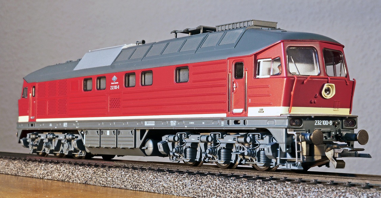 5,000+ Free Diesel Locomotive & Train Images - Pixabay