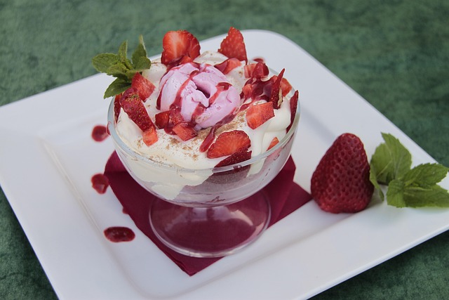 Cream Dessert Fragaria - Free photo on Pixabay