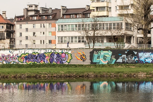 Monolitisk Del Av Vatten Flod Stad - Gratis foto på Pixabay