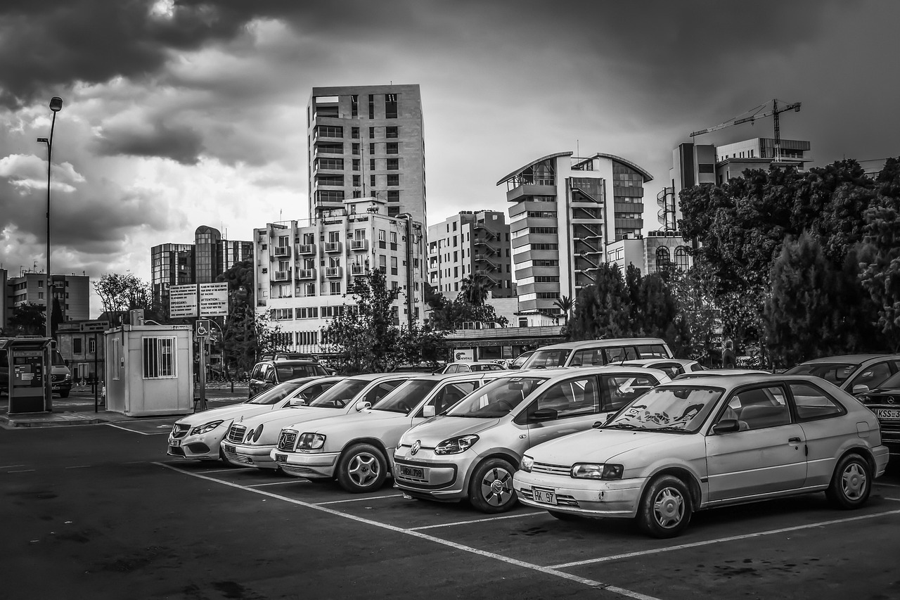 400+ Free Parking Lot & Parking Images - Pixabay