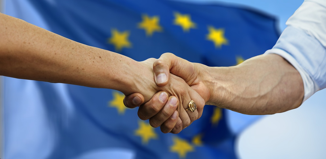 Europe Hands Friendship - Free photo on Pixabay