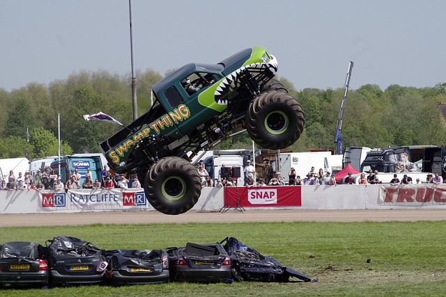 Monster Truck Salto Truco - Foto gratis en Pixabay