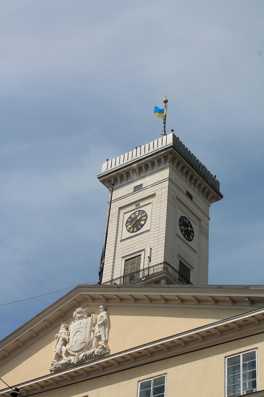 Town Hall Alun-Alun Pasar Ukraina - Foto gratis di Pixabay