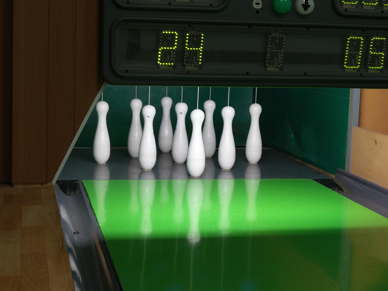 60+ kostenlose Kegeln und Bowling-Bilder - Pixabay