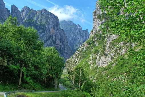 300+ Free Asturias & Spain Photos