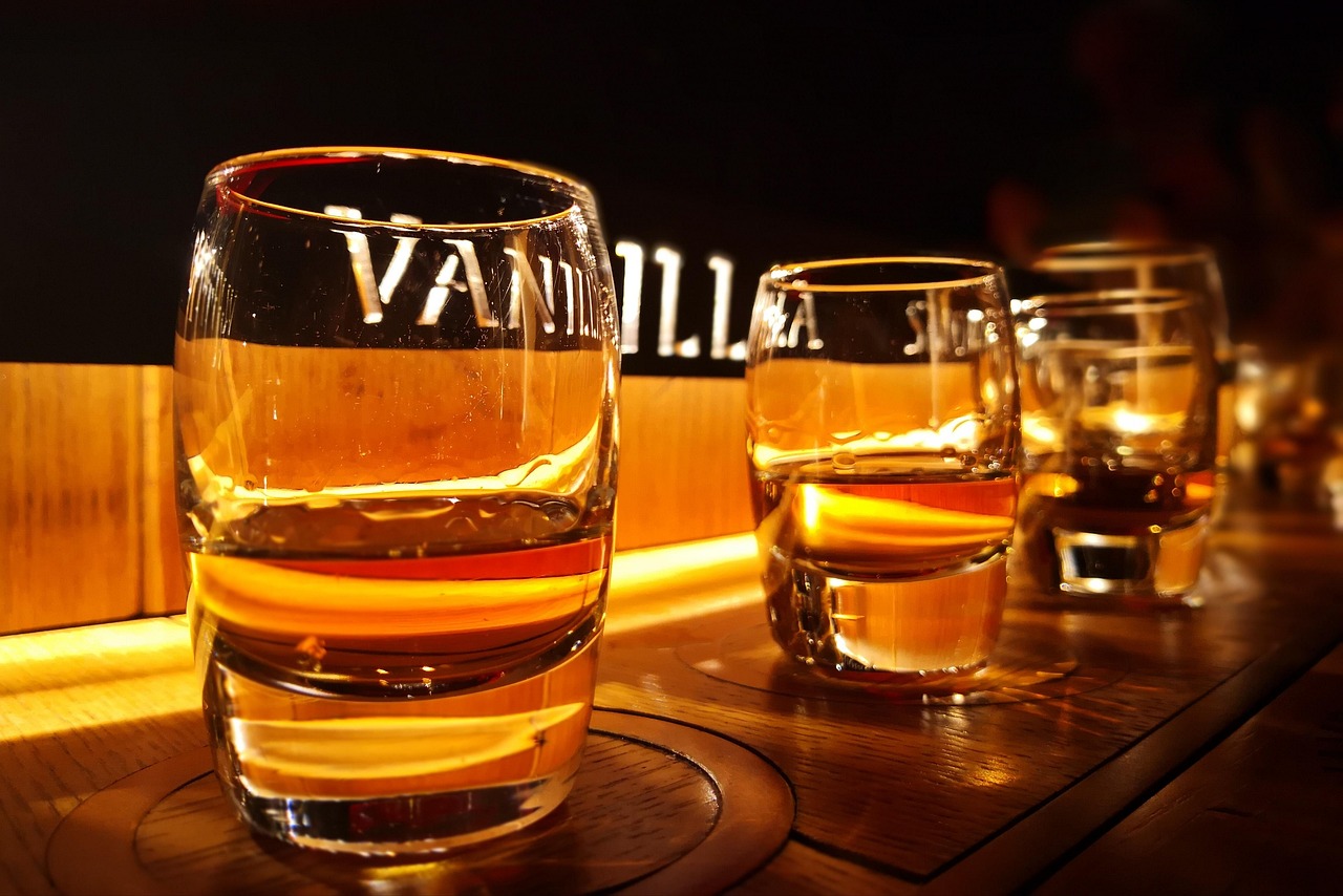 Whiskey Jameson Glass - Free photo on Pixabay