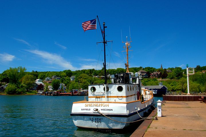 100+ Free Tug Boats & Tugboat Images - Pixabay