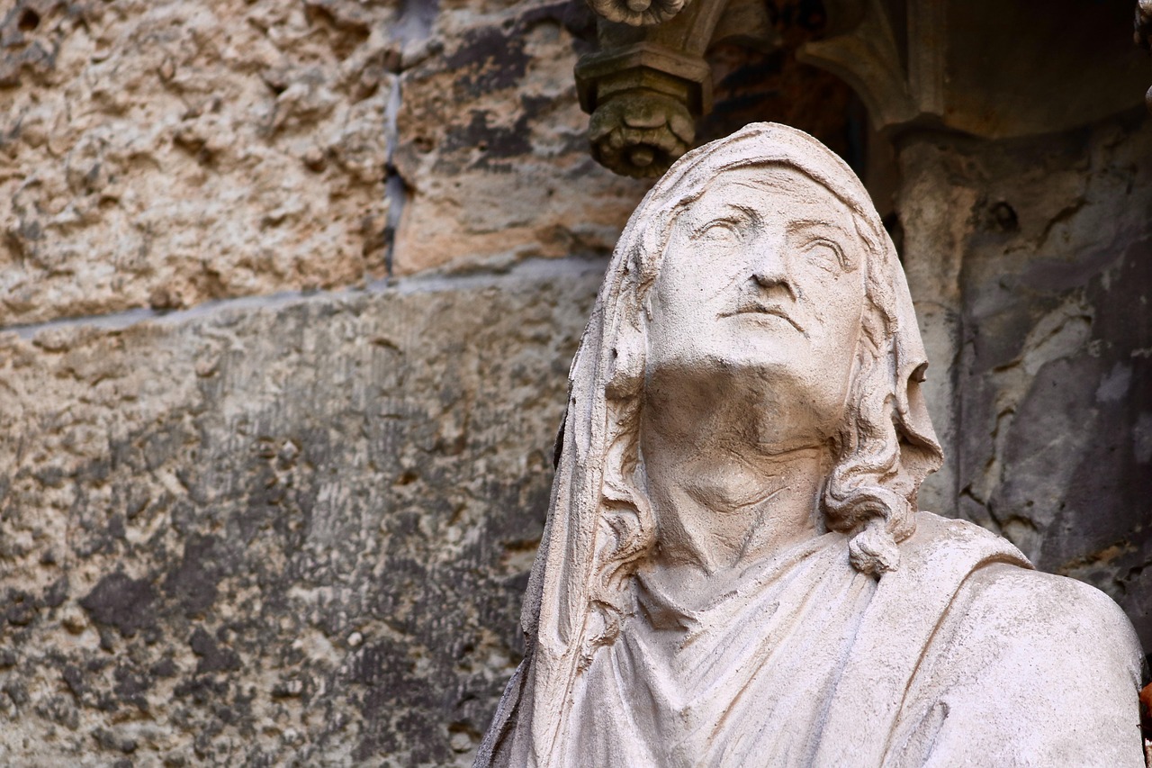 Sculpture Stone Holier - Free photo on Pixabay - Pixabay