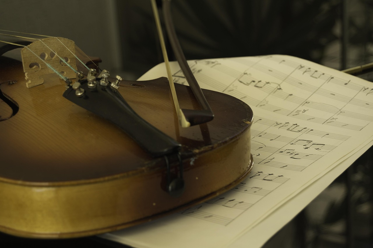 Violine Notenblätter Geige Bogen - Kostenloses Foto auf Pixabay