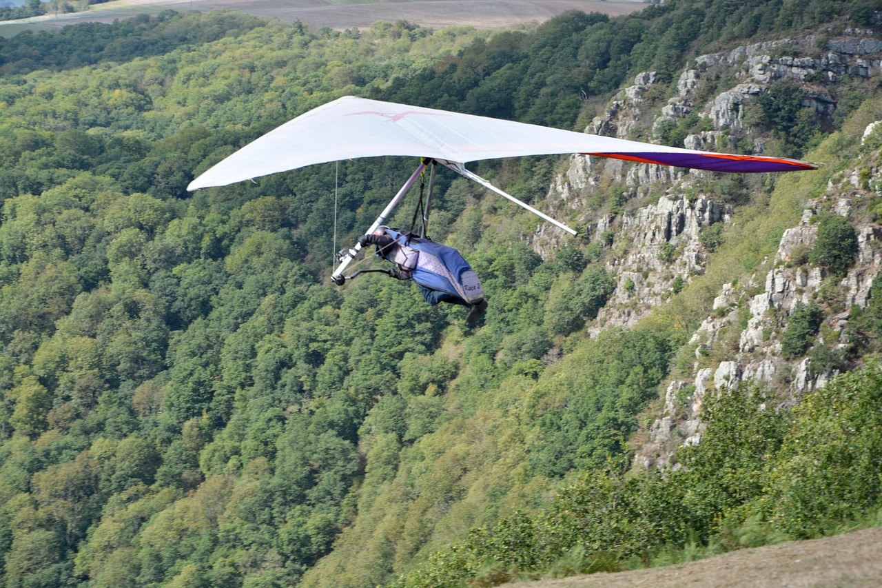 2,000+ Free Hang Gliding & Gliding Images - Pixabay