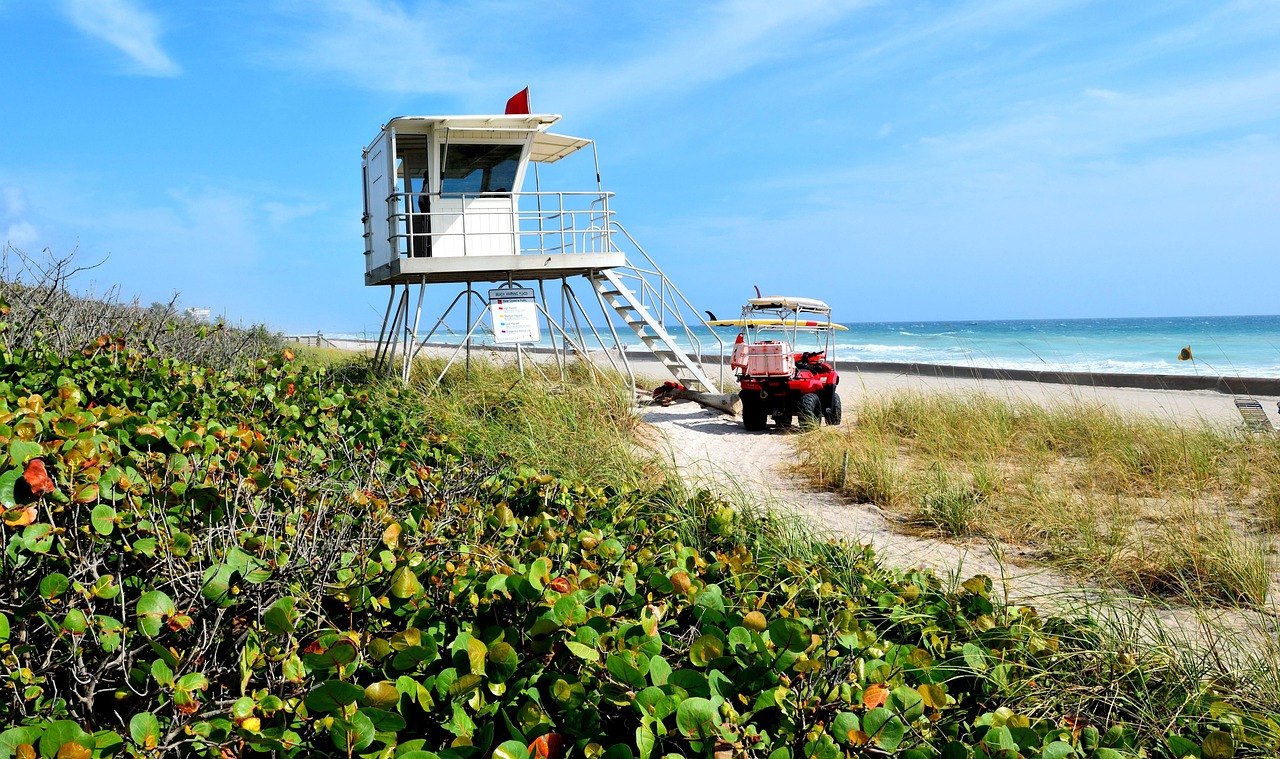 Lifeguard Stand Beach Ocean - Free photo on Pixabay