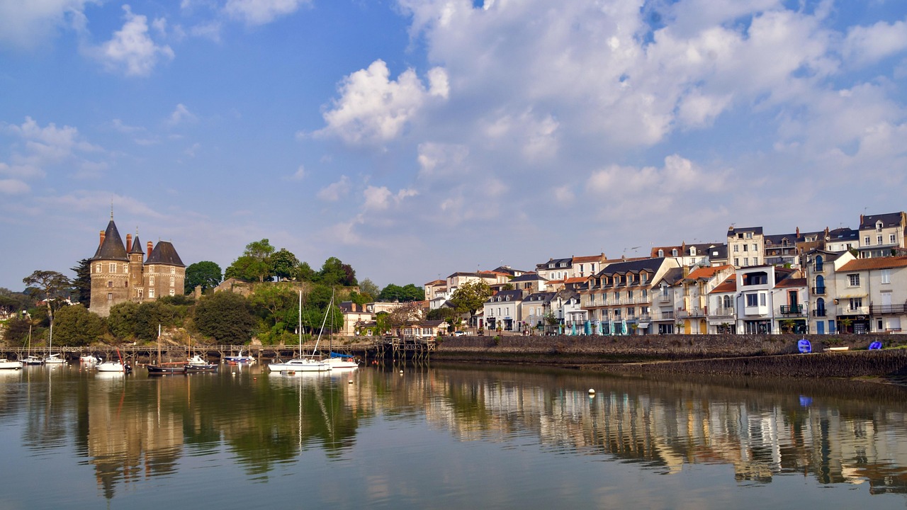 Town Port Chateau - Free photo on Pixabay - Pixabay