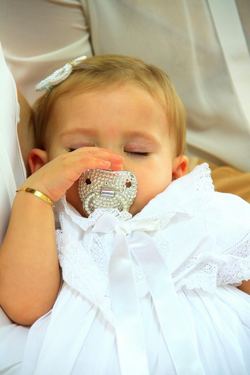 100+ Free Pacifier & Baby Images - Pixabay