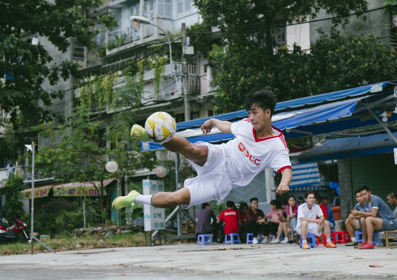 30+ Free Street Football & Football Photos - Pixabay