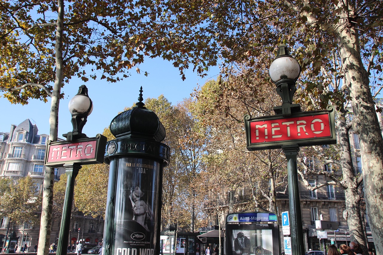 90+ Free Paris Metro & Paris Images - Pixabay