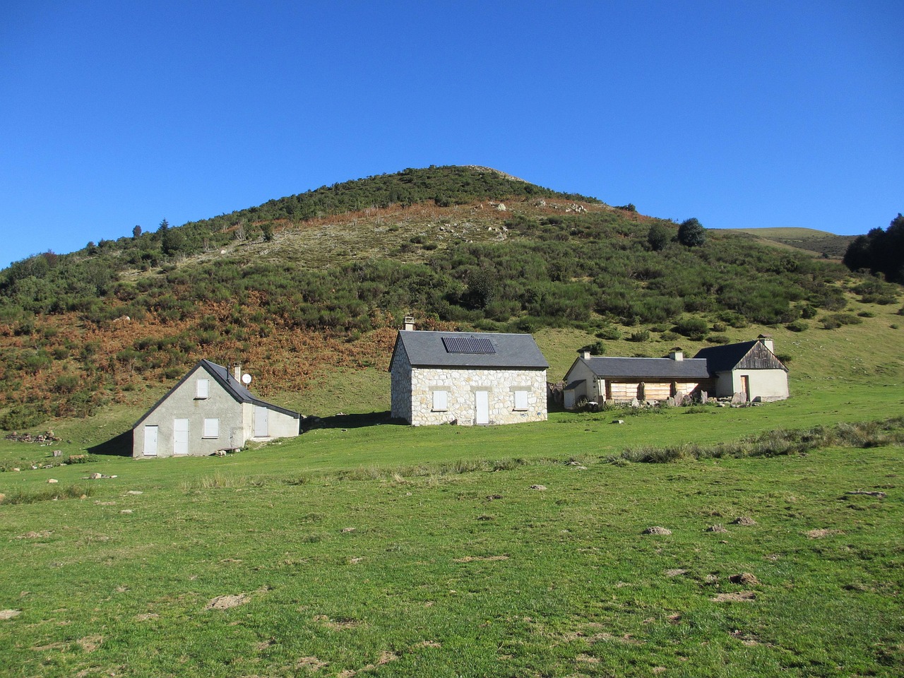 1,000+ Free 피레네 & Pyrenees Images - Pixabay