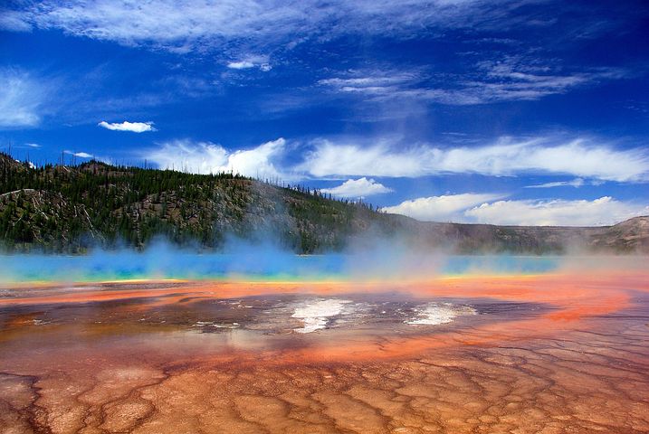600+ Free Hot Springs & Yellowstone Images