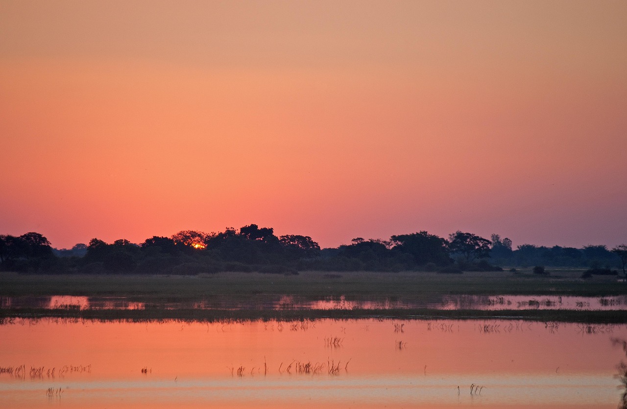 50,000+ Free Sunset Over The Water & Nature Images - Pixabay