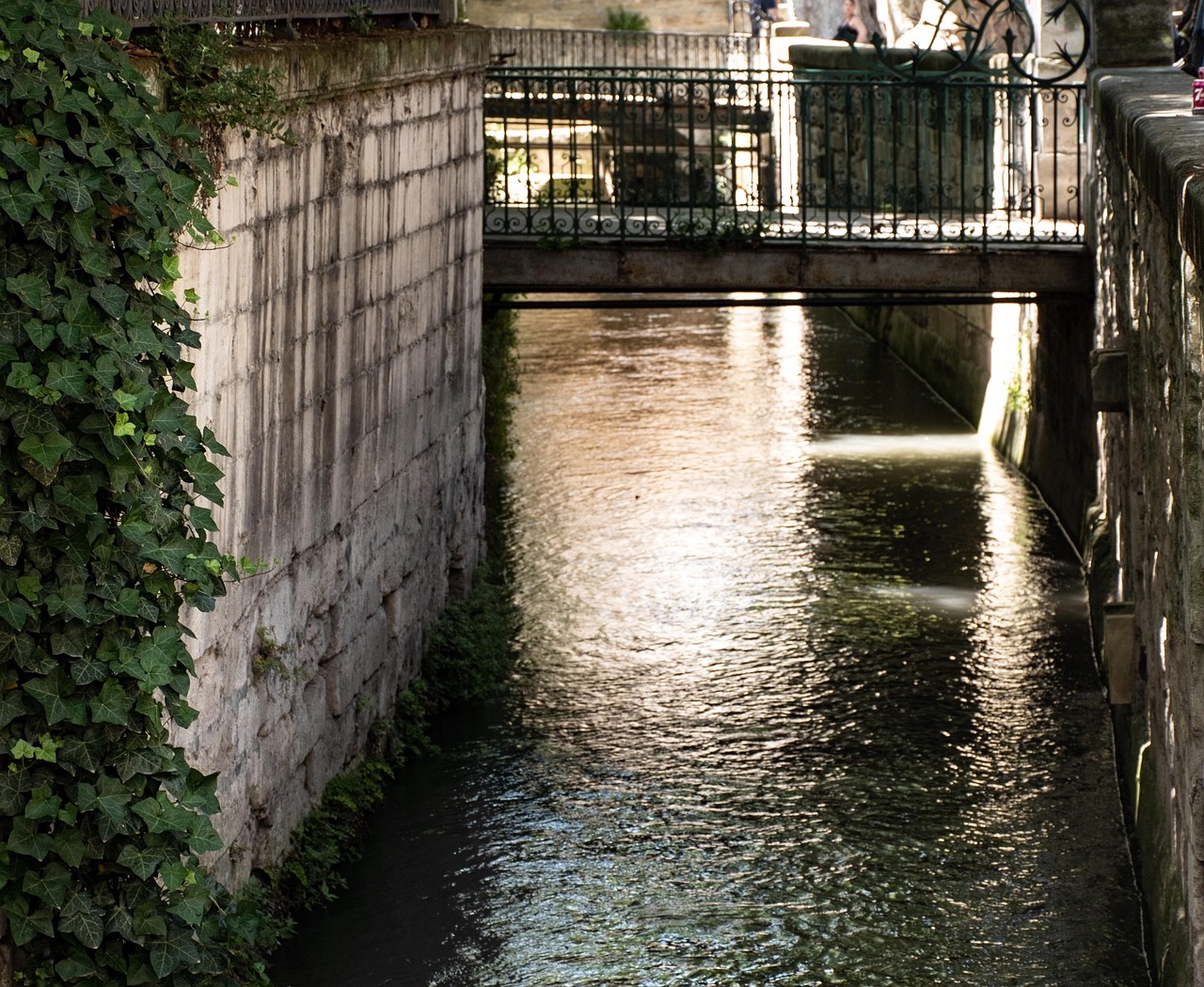 Avignon City Canal - Free photo on Pixabay - Pixabay