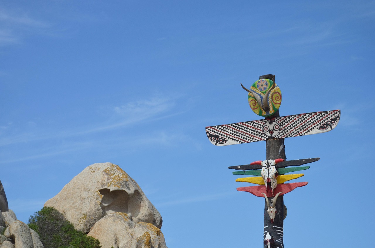 Plus de 100 photos gratuites de Totem et de Sculpture - Pixabay