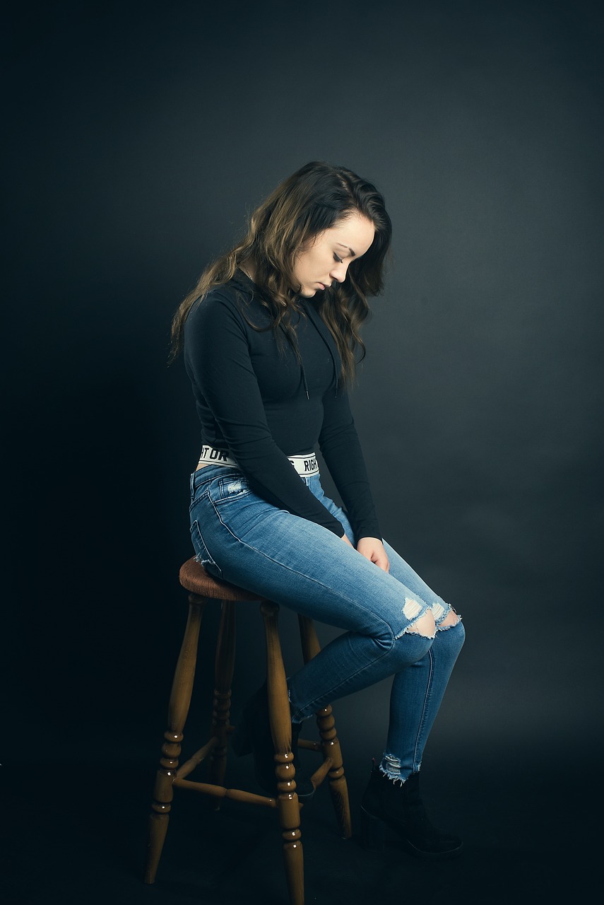 Girl Sitting Young - Free photo on Pixabay
