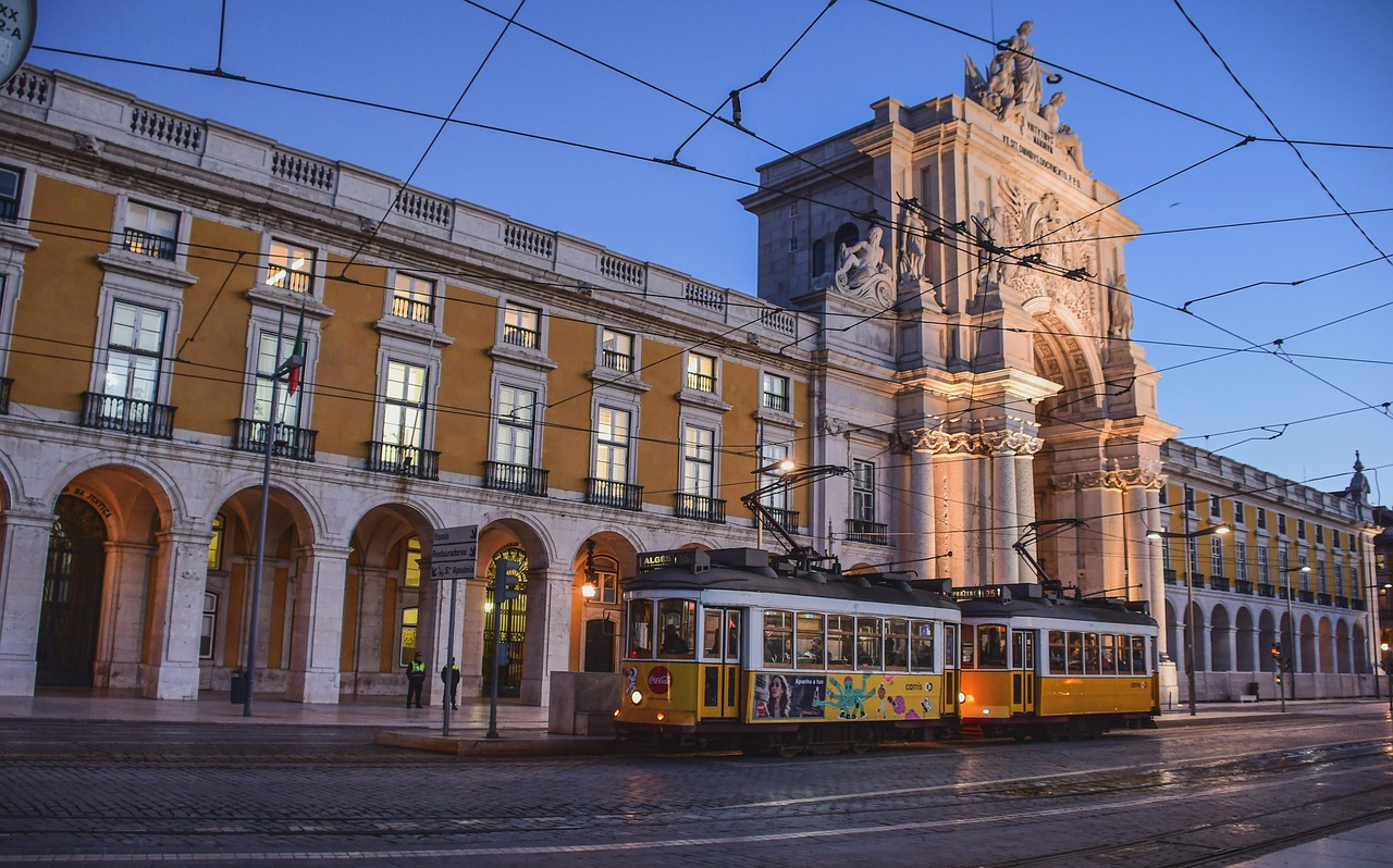 Building Tram City - Free photo on Pixabay