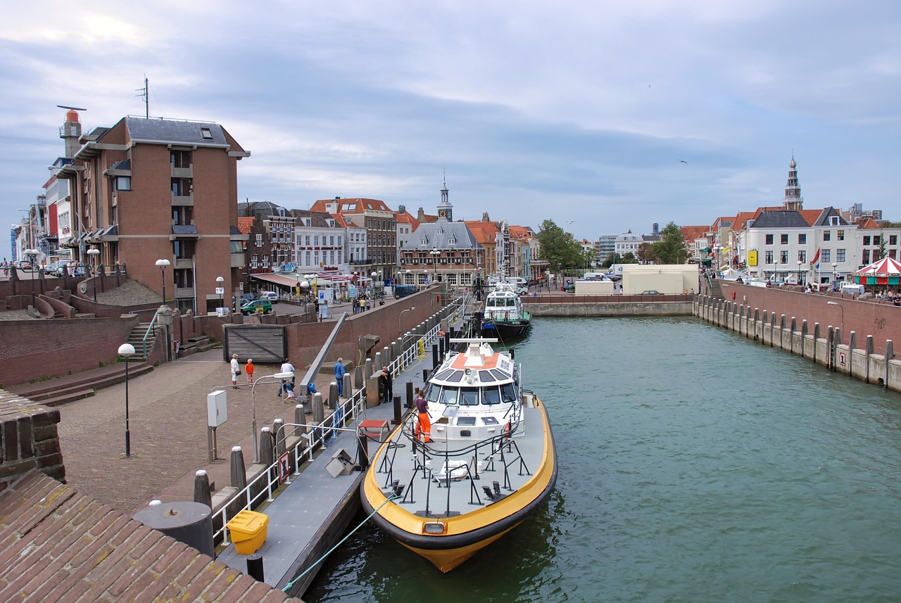 Pilot Boat Port - Free photo on Pixabay - Pixabay