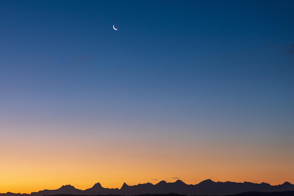 Mountain Range Dawn Moon Morning - Free photo on Pixabay