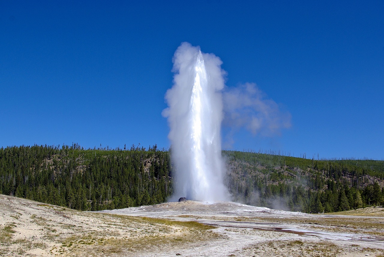 Um Fiel Velho Geyser - Foto gratuita no Pixabay - Pixabay