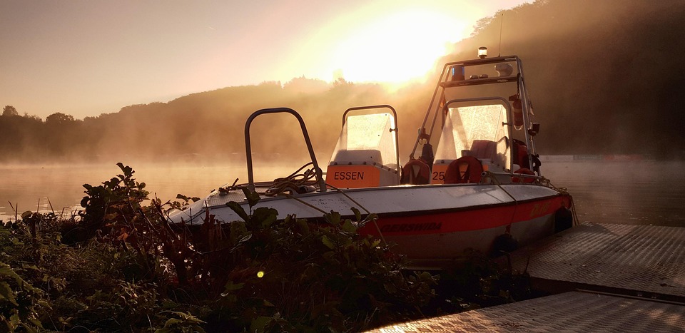 Water Rescue Dlrg Boat - Free photo on Pixabay - Pixabay