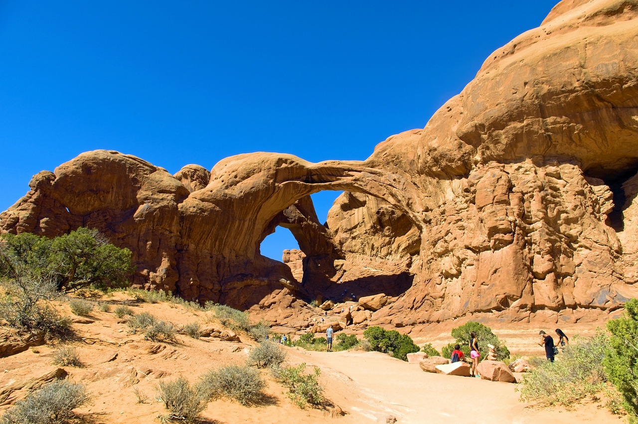 20+ Free Double Arches & Double Door Images - Pixabay