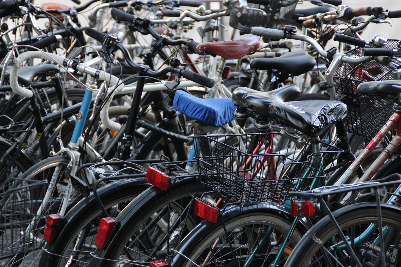 100+ Free Bike Rack & Bicycle Images - Pixabay