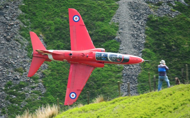 Plane Low Level Mach Loop Hills - Free photo on Pixabay - Pixabay