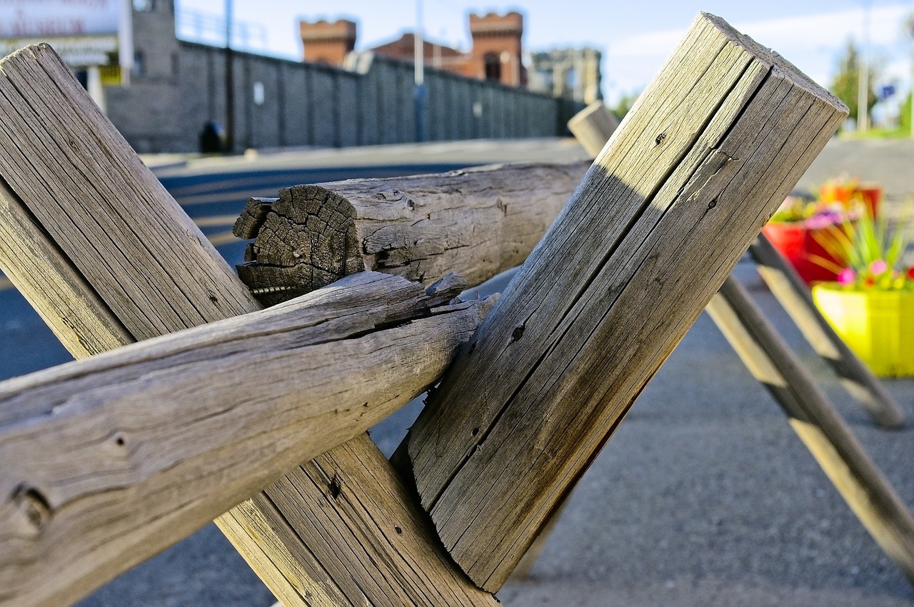 50+ Free Rail Barrier & Barrier Images - Pixabay