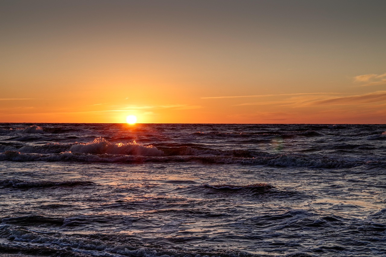 100+ Free Heat Wave & Heat Images - Pixabay