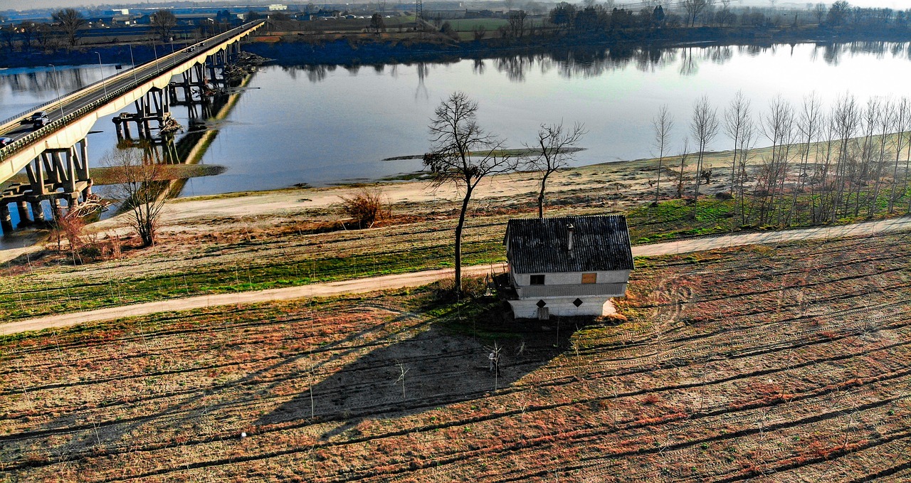 Cottage River Isolated - Free photo on Pixabay