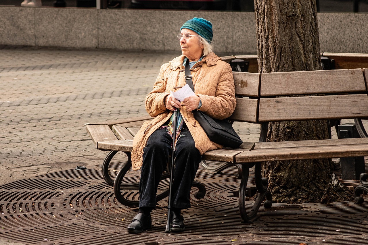 Old Age Woman Grandma - Free photo on Pixabay