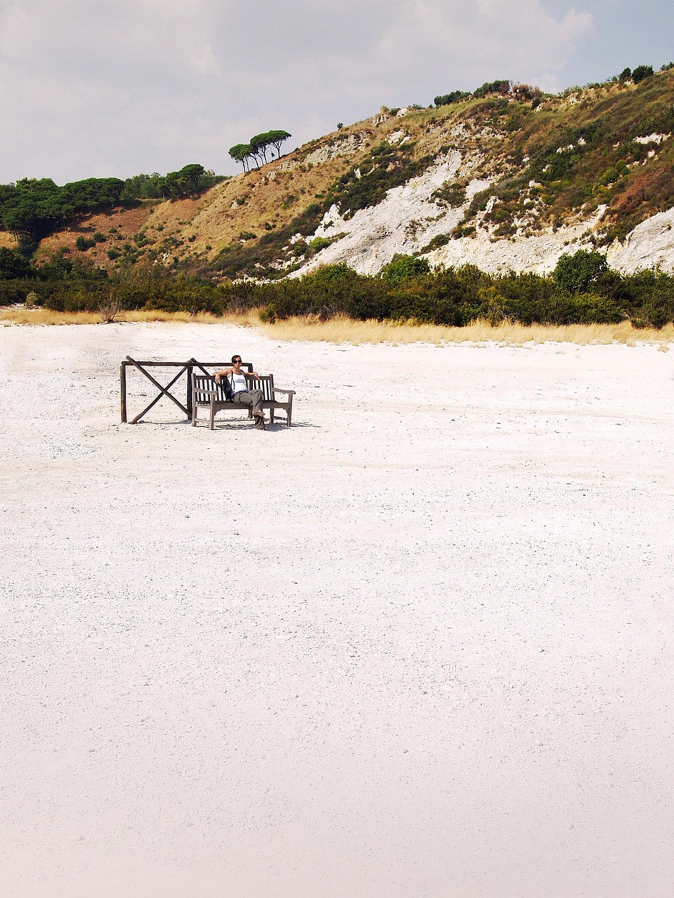 100 Free Girl Sitting Alone And Alone Images Pixabay