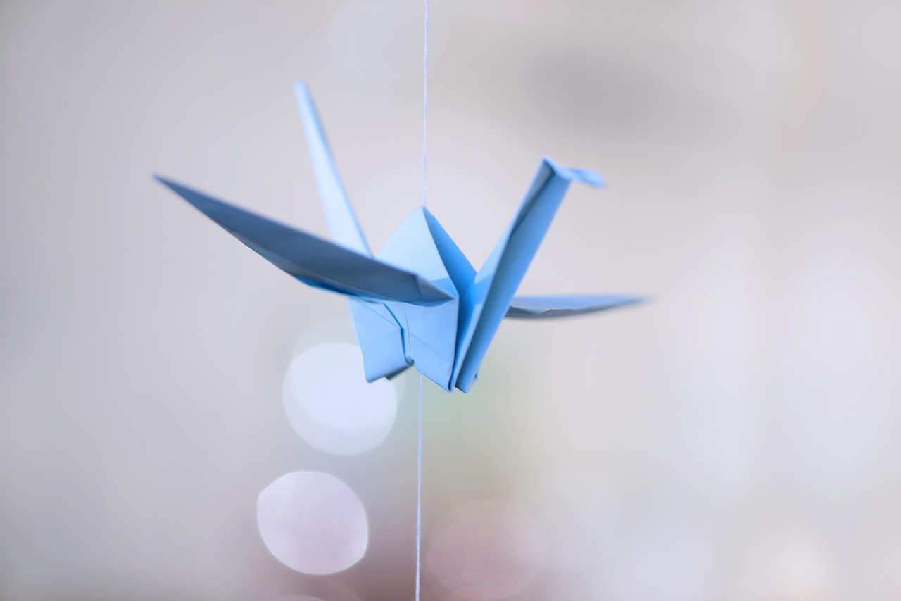 Crane Origami Folds - Free photo on Pixabay - Pixabay