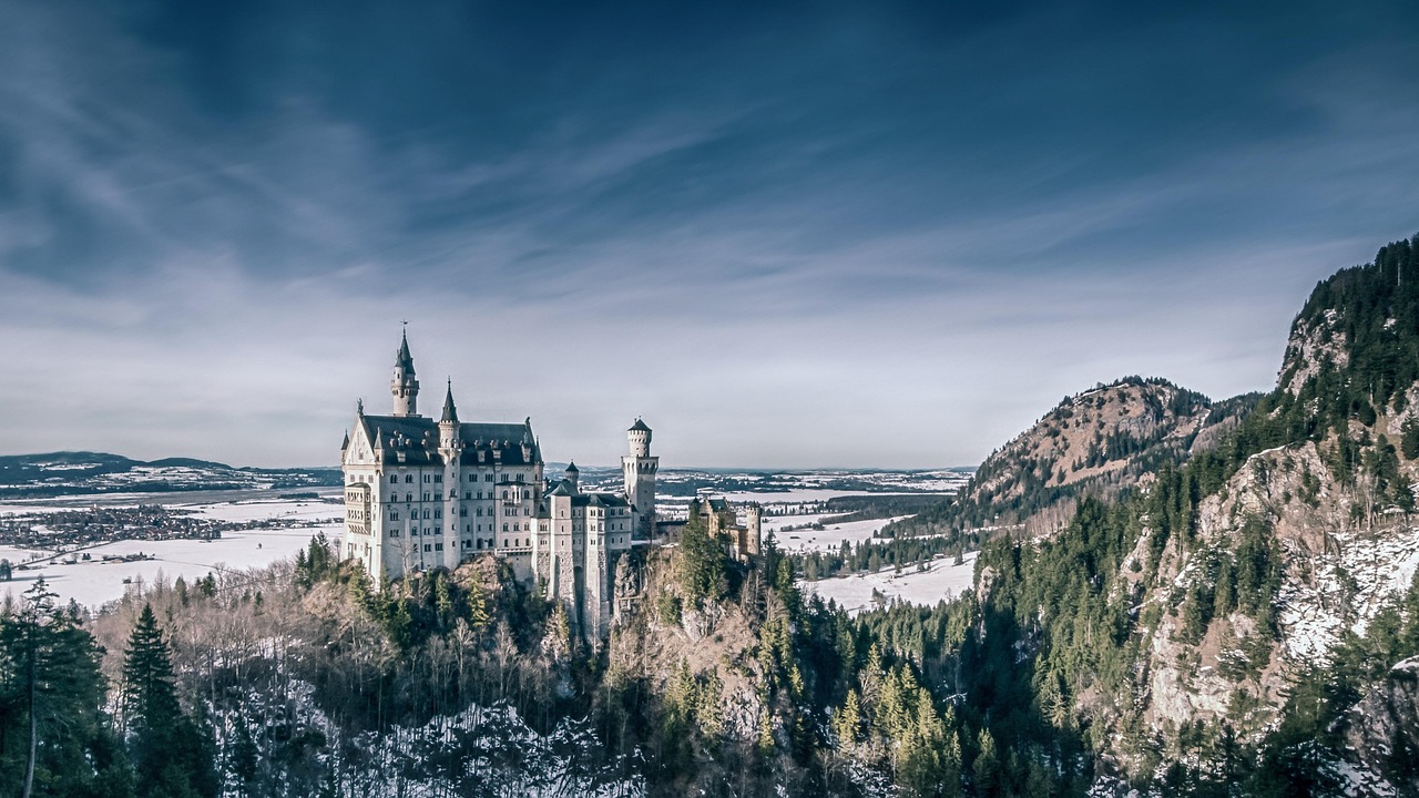 Neuschwanstein Castle Wallpapers Free