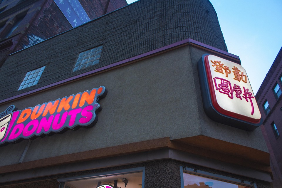 Dunkin Donuts Dunking - Free photo on Pixabay