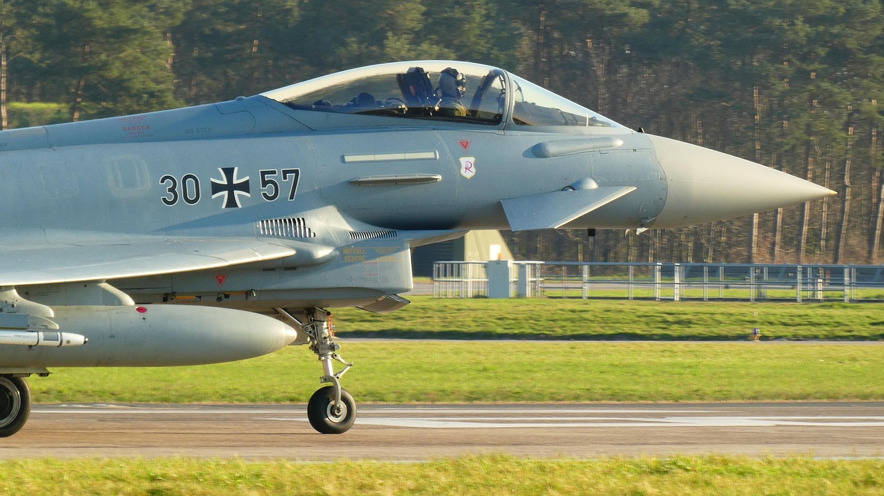 50+ kostenlose Eurofighter und Flugzeug-Bilder - Pixabay