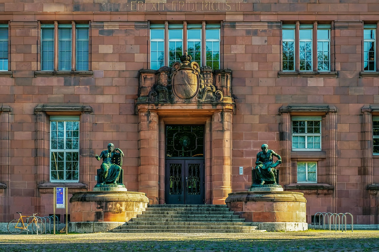 Albert-Ludwigs-Universidade De - Foto gratuita no Pixabay - Pixabay