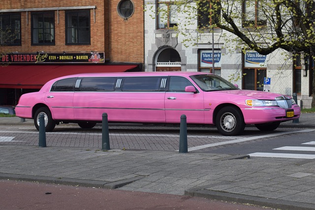 Limousine Car Means Of Transport - Free photo on Pixabay