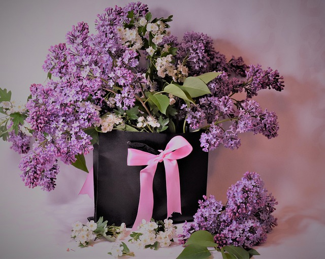 Lilac Flower Arrangement Blossoms - Free photo on Pixabay