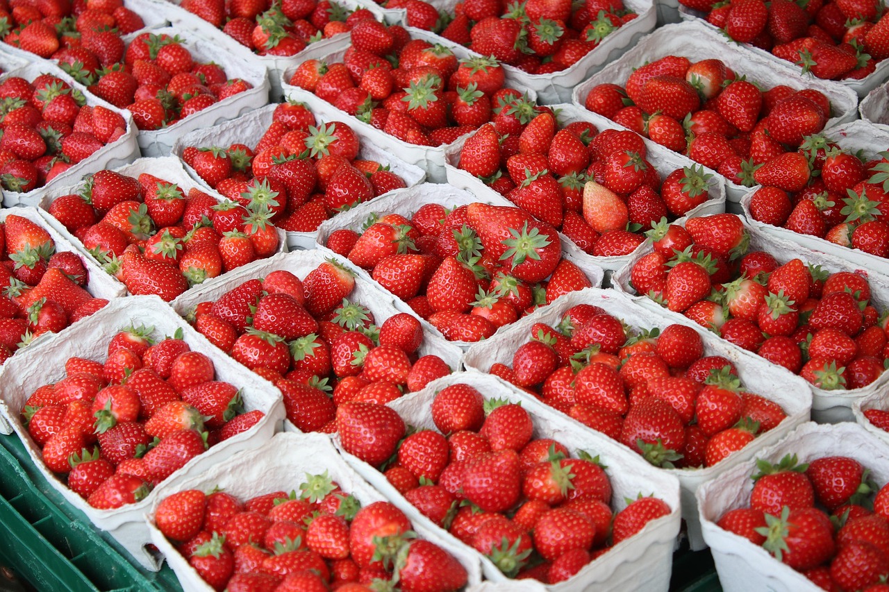 Strawberries Summer Fruit - Free photo on Pixabay - Pixabay