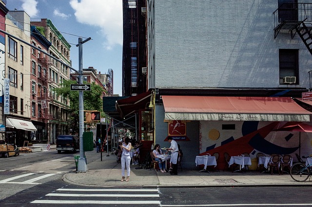In New York City Corner Restaurant - Free photo on Pixabay