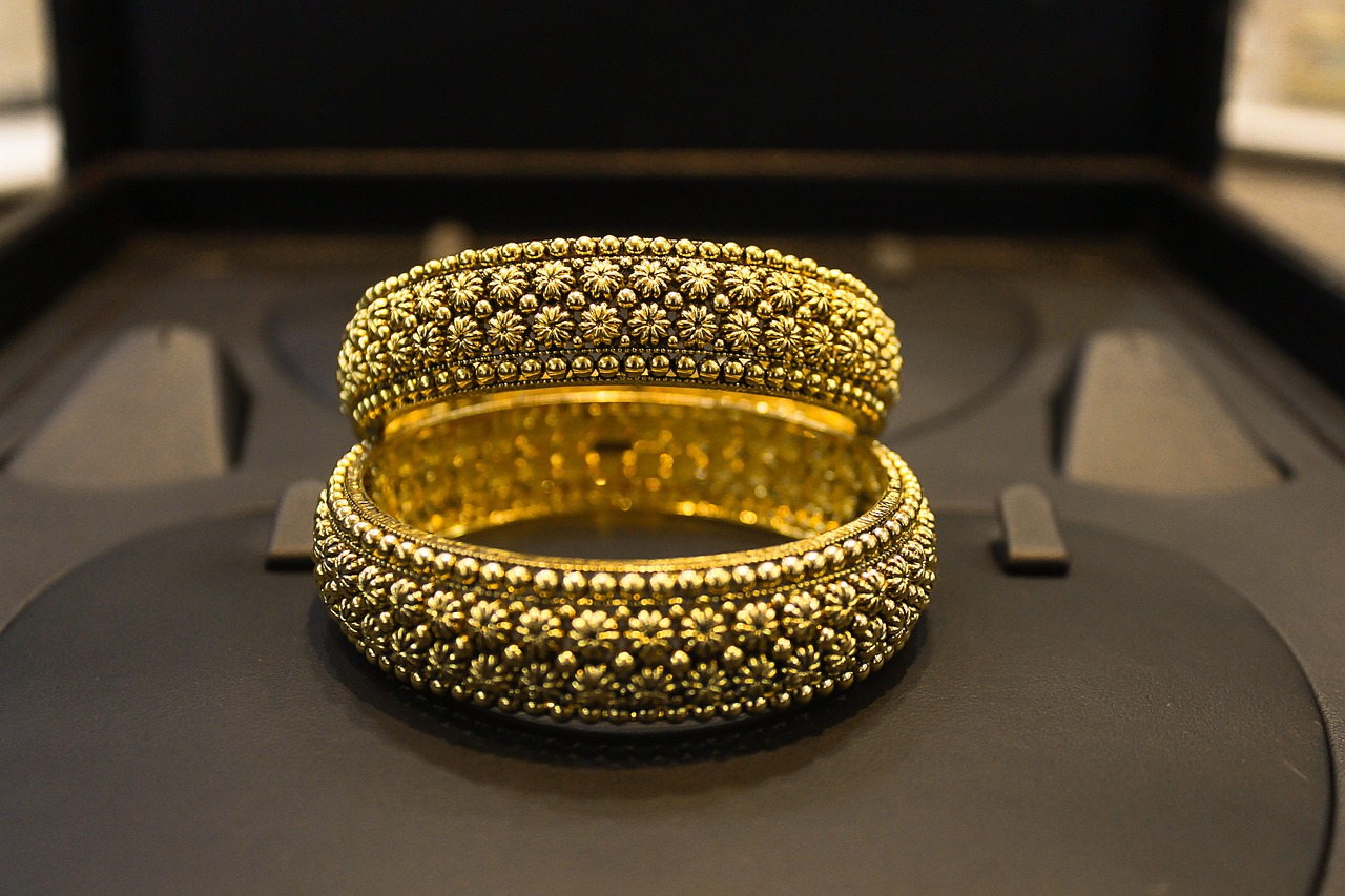 Golden Gold Jewellery - Free photo on Pixabay