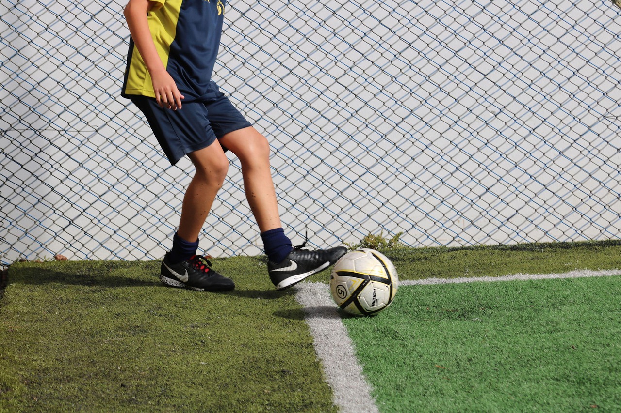 Fútbol Saque De Esquina Chico - Foto gratis en Pixabay - Pixabay