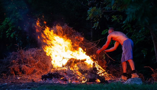 Man Makes Fire Attends - Free photo on Pixabay